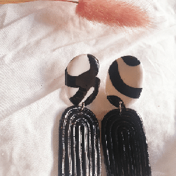 Handmade Accessories - Crafty Online