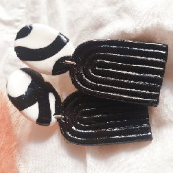 Handmade Accessories - Crafty Online